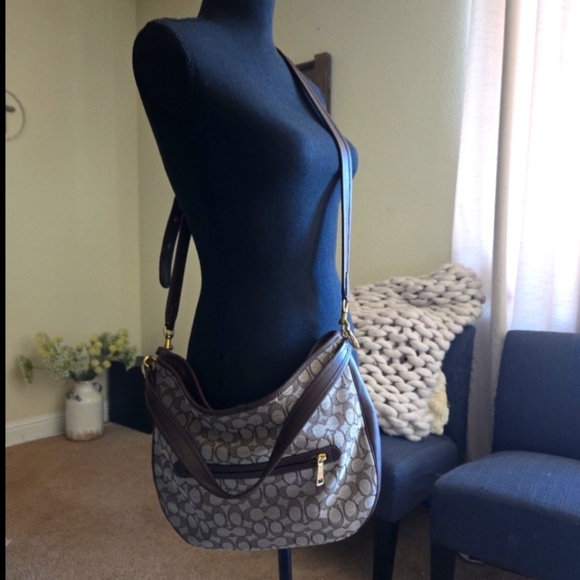Coach | Bags | Coach Cc Hobo Crossbody Purse | Poshmark